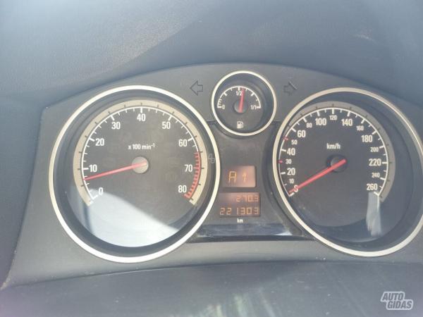 Opel Astra 2005 Viļņa, ar dzinēja tilpumu 1.60 L un nobraukumu 221 tūkst. km par 2600 €, foto 9 vietnē AUTOMOTO.COM.LV