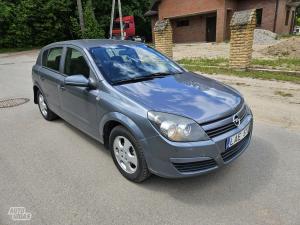 Opel Astra 2005 in Prienai, with an engine capacity of 1.60 L and mileage of 261 thousand km for 888 €, photo  on AUTOMOTO.COM.LV
