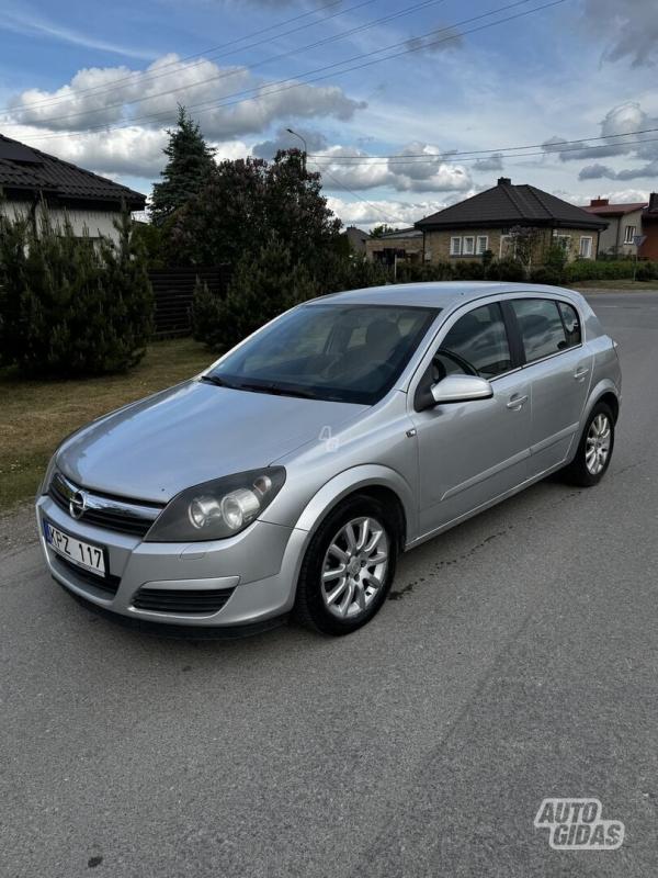 Opel Astra 2005 in Siauliai, with an engine capacity of 1.70 L and mileage of 250 thousand km for 850 €, photo 1 on AUTOMOTO.COM.LV