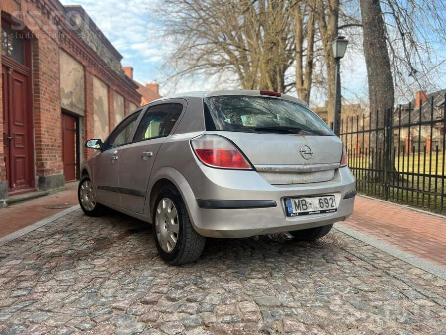 Opel Astra 2005 Cēsis, ar dzinēja tilpumu 1.60 L un nobraukumu 250 tūkst. km par 990 €, foto 8 vietnē AUTOMOTO.COM.LV