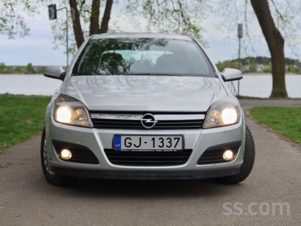Opel Astra 2005 Rīga, ar dzinēja tilpumu 1.40 L un nobraukumu 141 tūkst. km par 2500 €, foto 2 vietnē AUTOMOTO.COM.LV