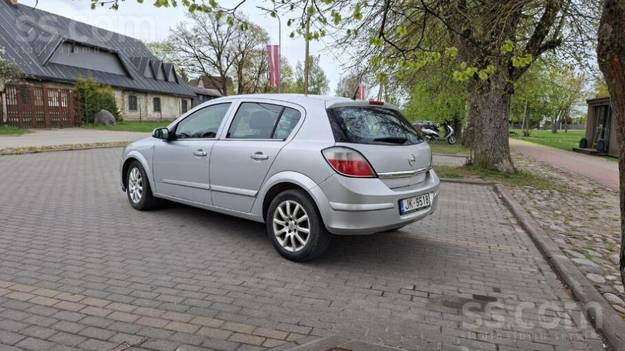 Opel Astra 2005 Ogre, ar dzinēja tilpumu 1.70 L un nobraukumu 293 tūkst. km par 1150 €, foto 3 vietnē AUTOMOTO.COM.LV
