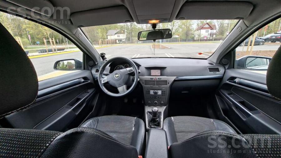 Opel Astra 2005 Ogre, ar dzinēja tilpumu 1.70 L un nobraukumu 293 tūkst. km par 1150 €, foto 6 vietnē AUTOMOTO.COM.LV