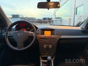 Opel Astra 2005 in Riga, with an engine capacity of 1.60 L and mileage of 0 thousand km for 2300 €, photo 5 on AUTOMOTO.COM.LV