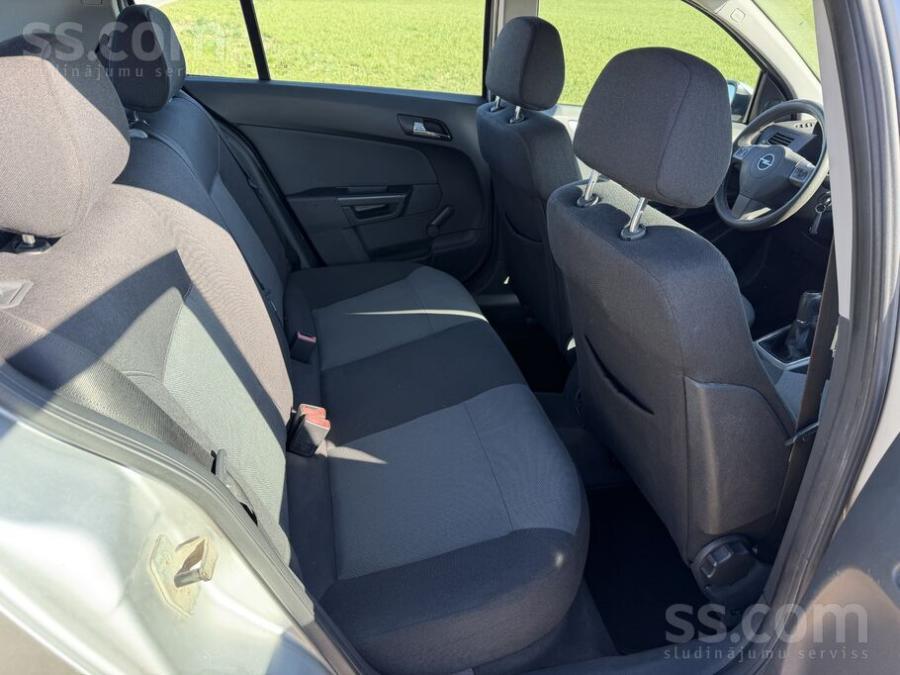 Opel Astra 2005 Saldus, ar dzinēja tilpumu 1.70 L un nobraukumu 219 tūkst. km par 1750 €, foto 11 vietnē AUTOMOTO.COM.LV