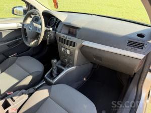 Opel Astra 2005 Saldus, ar dzinēja tilpumu 1.70 L un nobraukumu 219 tūkst. km par 1750 €, foto 15 vietnē AUTOMOTO.COM.LV