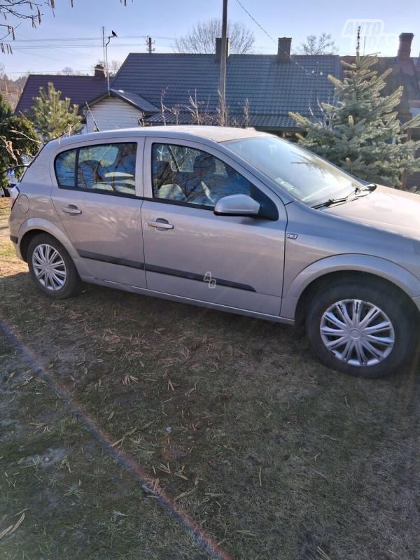 Opel Astra 2005 Kauņa, ar dzinēja tilpumu 1.40 L un nobraukumu 120 tūkst. km par 650 €, foto 1 vietnē AUTOMOTO.COM.LV