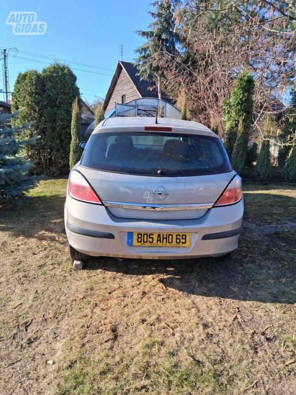 Opel Astra 2005 Kauņa, ar dzinēja tilpumu 1.40 L un nobraukumu 120 tūkst. km par 650 €, foto 3 vietnē AUTOMOTO.COM.LV