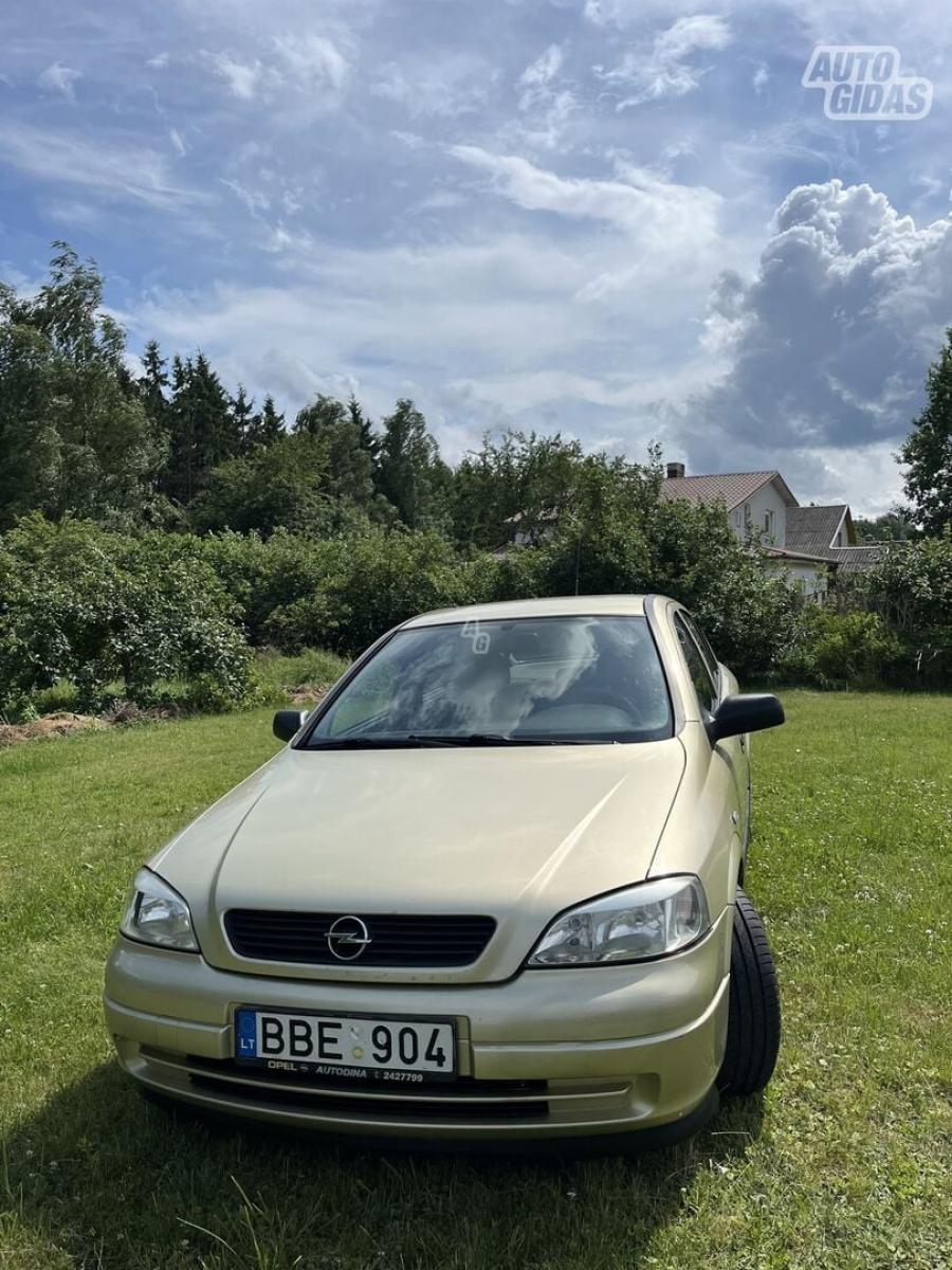 Opel Astra 2005 in Vilnius, with an engine capacity of 1.60 L and mileage of 132 thousand km for 1400 €, photo 1 on AUTOMOTO.COM.LV