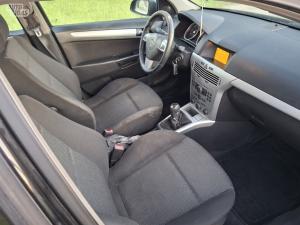 Opel Astra 2005 in Mazeikiai, with an engine capacity of 1.70 L and mileage of 266 thousand km for 950 €, photo 6 on AUTOMOTO.COM.LV