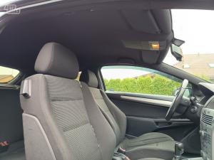 Opel Astra 2005 in Naujoji Akmene, with an engine capacity of 1.90 L and mileage of 263 thousand km for 990 €, photo 10 on AUTOMOTO.COM.LV
