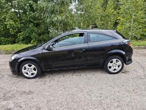 Opel Astra 2005 in Vilnius, with an engine capacity of 1.70 L and mileage of 295 thousand km for 580 €, photo 10 on AUTOMOTO.COM.LV