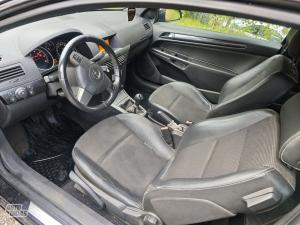 Opel Astra 2005 in Vilnius, with an engine capacity of 1.70 L and mileage of 295 thousand km for 580 €, photo 13 on AUTOMOTO.COM.LV