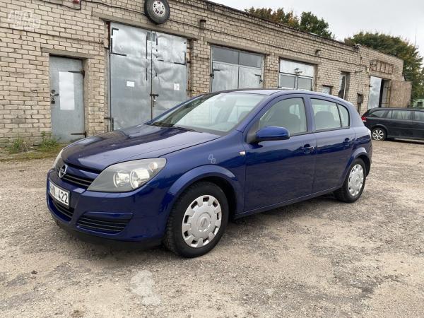Opel Astra 2005 in Silute, with an engine capacity of 1.70 L and mileage of 264 thousand km for 980 €, photo 4 on AUTOMOTO.COM.LV