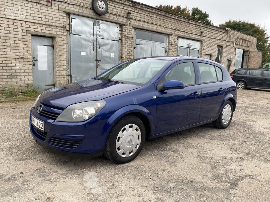 Opel Astra 2005 in Silute, with an engine capacity of 1.70 L and mileage of 264 thousand km for 980 €, photo 4 on AUTOMOTO.COM.LV