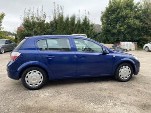 Opel Astra 2005 in Silute, with an engine capacity of 1.70 L and mileage of 264 thousand km for 980 €, photo 7 on AUTOMOTO.COM.LV