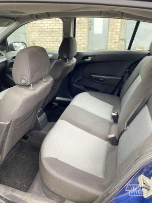 Opel Astra 2005 in Silute, with an engine capacity of 1.70 L and mileage of 264 thousand km for 980 €, photo 12 on AUTOMOTO.COM.LV