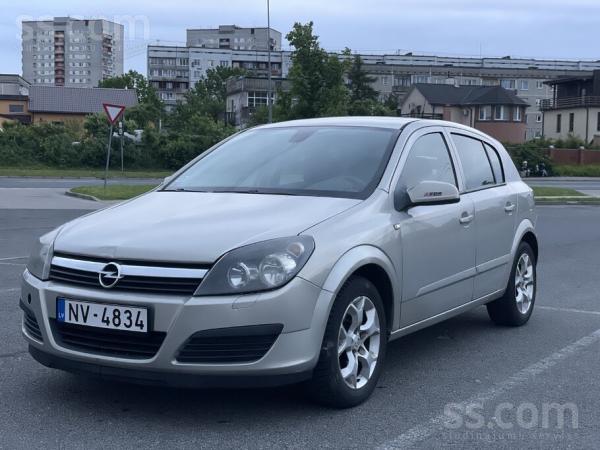 Opel Astra 2006 in Riga, with an engine capacity of 1.90 L and mileage of 270 thousand km for 1100 €, photo 2 on AUTOMOTO.COM.LV