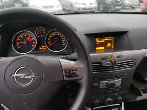 Opel Astra 2006 in Klaipeda, with an engine capacity of 1.60 L and mileage of 194 thousand km for 450 €, photo 5 on AUTOMOTO.COM.LV