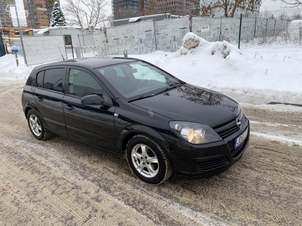 Opel Astra 2006 in Vilnius, with an engine capacity of 1.60 L and mileage of 250 thousand km for 990 €, photo 4 on AUTOMOTO.COM.LV