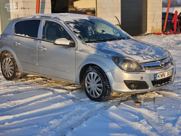 Opel Astra 2006 Jurbarkas, ar dzinēja tilpumu 1.60 L un nobraukumu 244 tūkst. km par 700 €, foto 3 vietnē AUTOMOTO.COM.LV