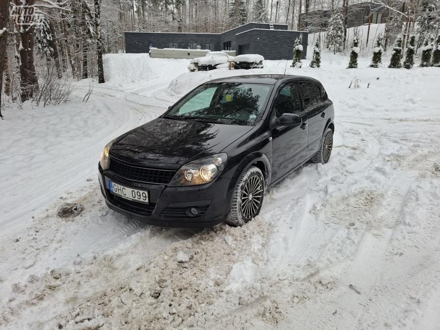Opel Astra 2006 in Vilnius, with an engine capacity of 1.40 L and mileage of 156 thousand km for 1450 €, photo 1 on AUTOMOTO.COM.LV