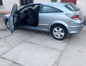 Opel Astra 2006 in Siauliai, with an engine capacity of 1.70 L and mileage of 256 thousand km for 1350 €, photo 9 on AUTOMOTO.COM.LV