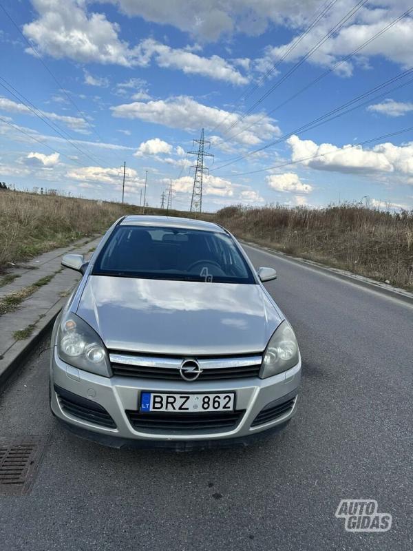 Opel Astra 2006 in Vilnius, with an engine capacity of 1.70 L and mileage of 197 thousand km for 850 €, photo 5 on AUTOMOTO.COM.LV