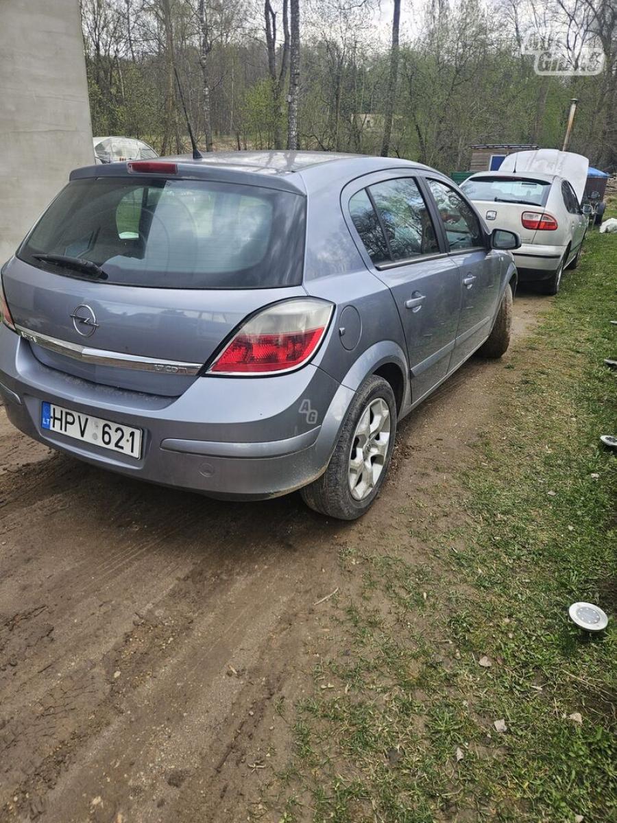 Opel Astra 2006 Ukmergė, ar dzinēja tilpumu 1.70 L un nobraukumu 1 tūkst. km par 600 €, foto 4 vietnē AUTOMOTO.COM.LV