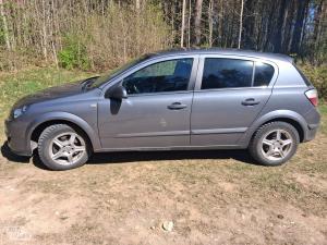 Opel Astra 2006 Viļņa, ar dzinēja tilpumu 1.70 L un nobraukumu 249 tūkst. km par 1550 €, foto 3 vietnē AUTOMOTO.COM.LV