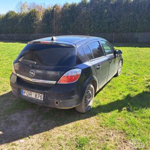 Opel Astra 2006 Alīta, ar dzinēja tilpumu 1.90 L un nobraukumu 357 tūkst. km par 470 €, foto 5 vietnē AUTOMOTO.COM.LV