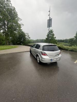 Opel Astra 2006 Plungė, ar dzinēja tilpumu 1.80 L un nobraukumu 210 tūkst. km par 1300 €, foto 11 vietnē AUTOMOTO.COM.LV