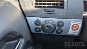 Opel Astra 2006 Jēkabpils, ar dzinēja tilpumu 1.60 L un nobraukumu 126 tūkst. km par 2300 €, foto 13 vietnē AUTOMOTO.COM.LV