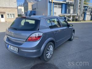 Opel Astra 2006 in Rezekne, with an engine capacity of 1.40 L and mileage of 224 thousand km for 1350 €, photo 5 on AUTOMOTO.COM.LV