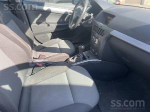 Opel Astra 2006 in Rezekne, with an engine capacity of 1.40 L and mileage of 224 thousand km for 1350 €, photo 11 on AUTOMOTO.COM.LV