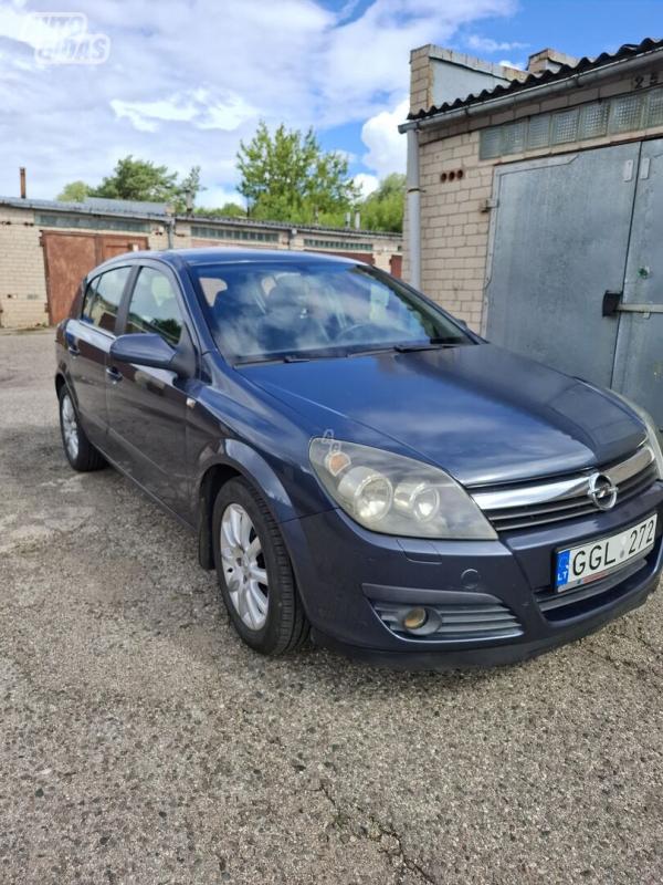 Opel Astra 2006 Panevēža, ar dzinēja tilpumu 1.90 L un nobraukumu 215 tūkst. km par 1459 €, foto 1 vietnē AUTOMOTO.COM.LV