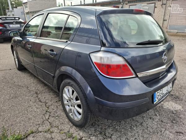 Opel Astra 2006 Panevēža, ar dzinēja tilpumu 1.90 L un nobraukumu 215 tūkst. km par 1459 €, foto 3 vietnē AUTOMOTO.COM.LV