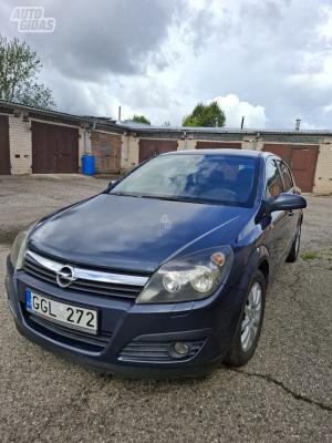 Opel Astra 2006 Panevēža, ar dzinēja tilpumu 1.90 L un nobraukumu 215 tūkst. km par 1459 €, foto 6 vietnē AUTOMOTO.COM.LV