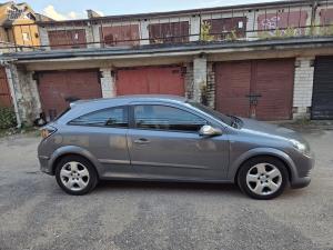Opel Astra 2006 in Vilnius, with an engine capacity of 1.90 L and mileage of 247 thousand km for 999 €, photo 4 on AUTOMOTO.COM.LV