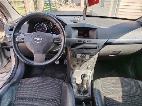 Opel Astra 2006 Mažeikiai, ar dzinēja tilpumu 1.70 L un nobraukumu 293 tūkst. km par 950 €, foto 9 vietnē AUTOMOTO.COM.LV