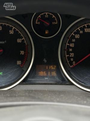 Opel Astra 2006 in Vilnius, with an engine capacity of 1.60 L and mileage of 186 thousand km for 450 €, photo 7 on AUTOMOTO.COM.LV