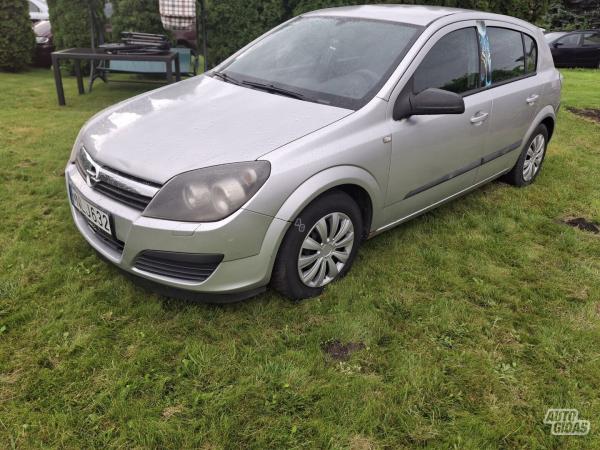 Opel Astra 2006 Mažeikiai, ar dzinēja tilpumu 1.70 L un nobraukumu 266 tūkst. km par 950 €, foto 1 vietnē AUTOMOTO.COM.LV