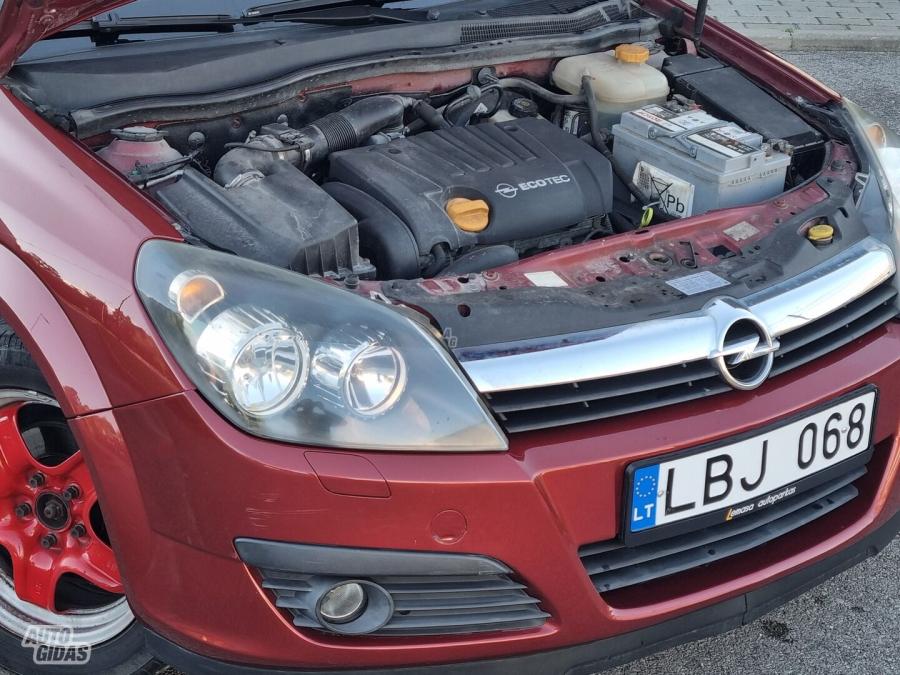 Opel Astra 2006 in Alytus, with an engine capacity of 1.80 L and mileage of 194 thousand km for 1450 €, photo 3 on AUTOMOTO.COM.LV