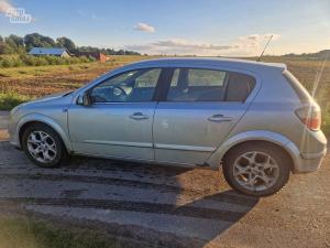 Opel Astra 2006 in Kaunas, with an engine capacity of 1.70 L and mileage of 264 thousand km for 320 €, photo 5 on AUTOMOTO.COM.LV