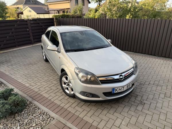 Opel Astra 2006 Kauņa, ar dzinēja tilpumu 1.70 L un nobraukumu 267 tūkst. km par 1128 €, foto 1 vietnē AUTOMOTO.COM.LV