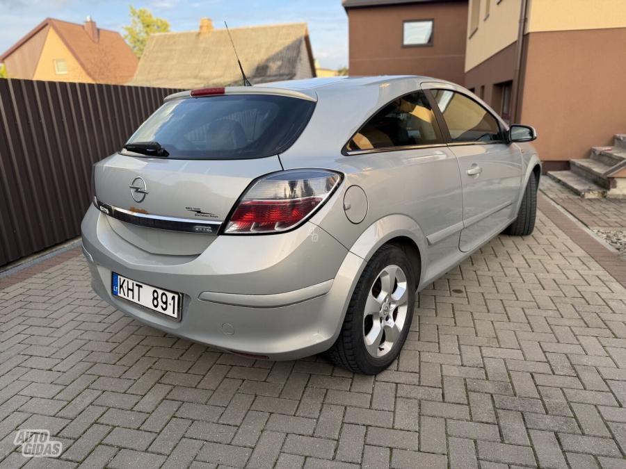 Opel Astra 2006 Kauņa, ar dzinēja tilpumu 1.70 L un nobraukumu 267 tūkst. km par 1128 €, foto 6 vietnē AUTOMOTO.COM.LV