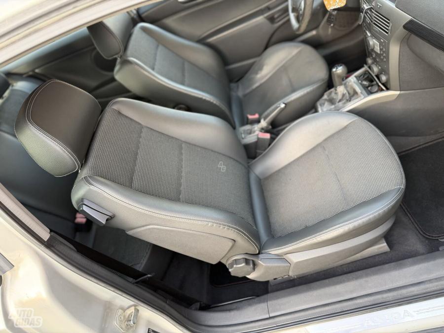 Opel Astra 2006 Kauņa, ar dzinēja tilpumu 1.70 L un nobraukumu 267 tūkst. km par 1128 €, foto 18 vietnē AUTOMOTO.COM.LV