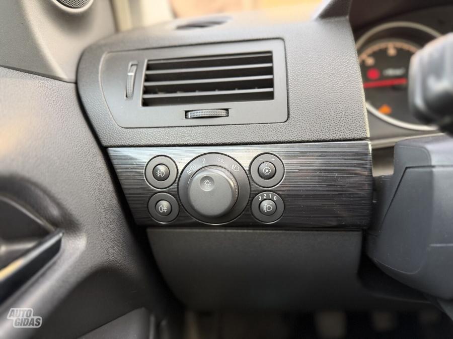 Opel Astra 2006 Kauņa, ar dzinēja tilpumu 1.70 L un nobraukumu 267 tūkst. km par 1128 €, foto 30 vietnē AUTOMOTO.COM.LV