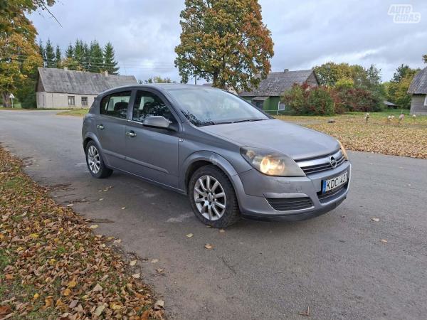 Opel Astra 2006 in Silale, with an engine capacity of 1.70 L and mileage of 270 thousand km for 850 €, photo 4 on AUTOMOTO.COM.LV