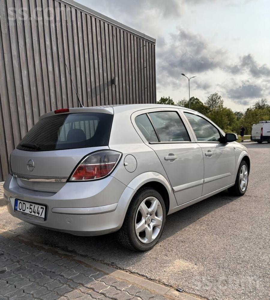 Opel Astra 2007 Saldus, ar dzinēja tilpumu 1.30 L un nobraukumu 170 tūkst. km par 2250 €, foto 8 vietnē AUTOMOTO.COM.LV